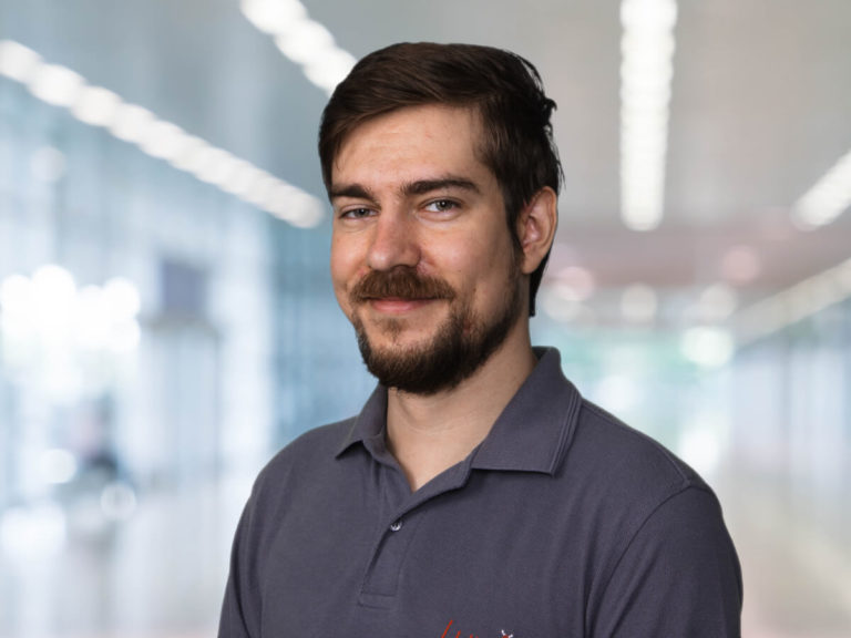 Alex Day IT Support Engineer | Lumina Technologies