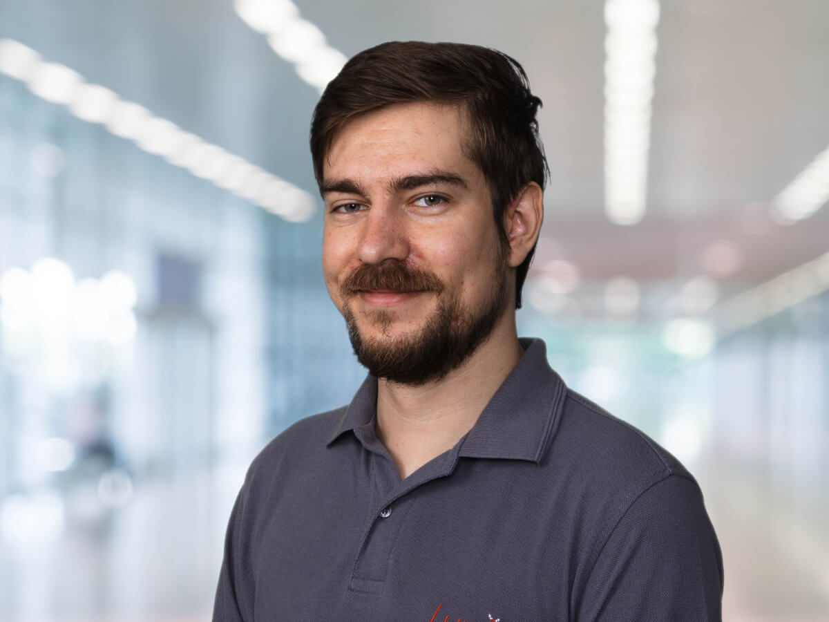 Alex Day IT Support Engineer | Lumina Technologies